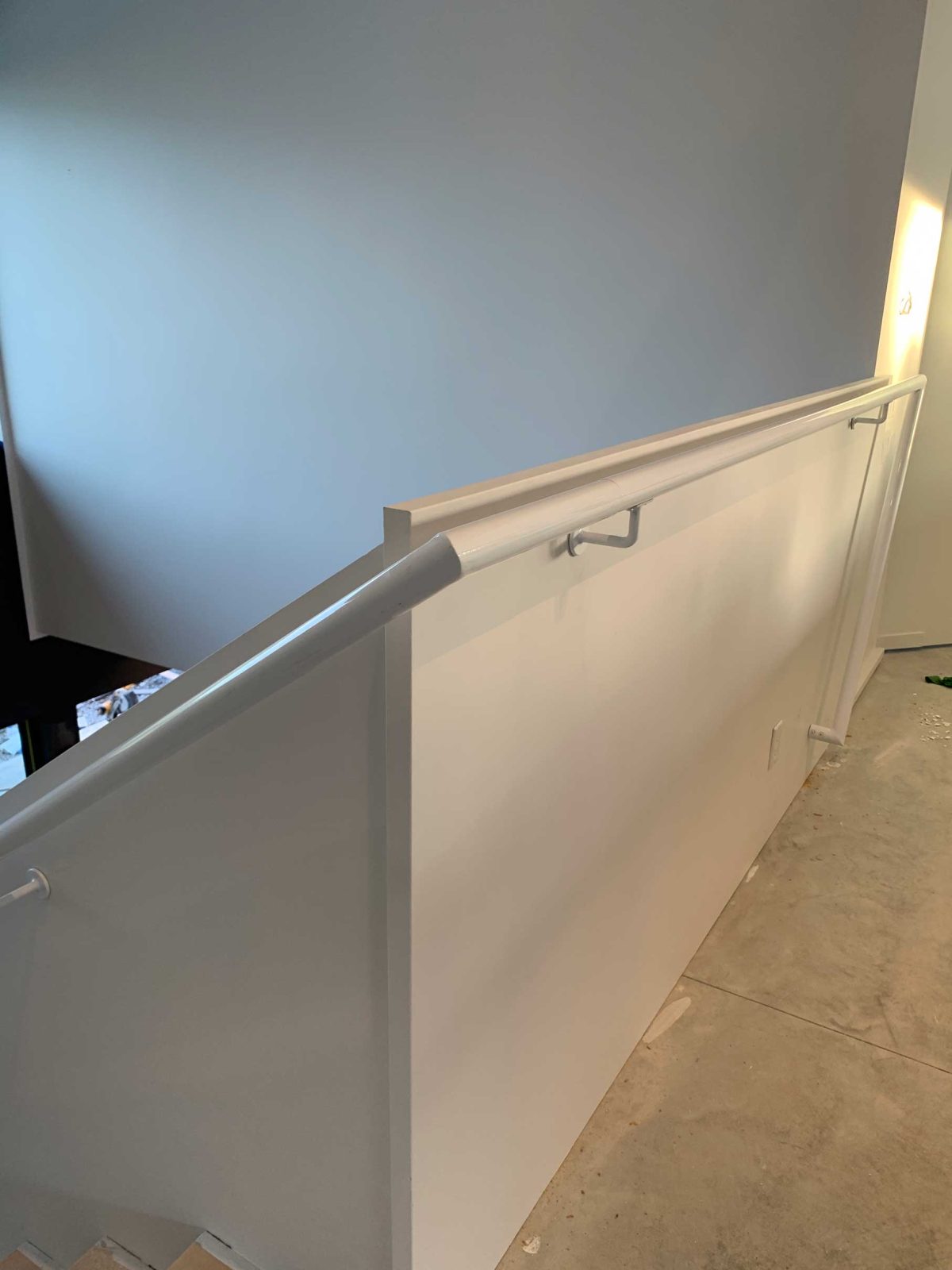 Aluminum Handrail Gallery - NetGlass